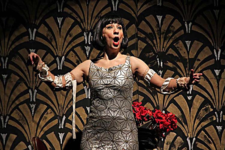 Laura Oliva en un amor tan profundo que trasciende las pantallas del ...